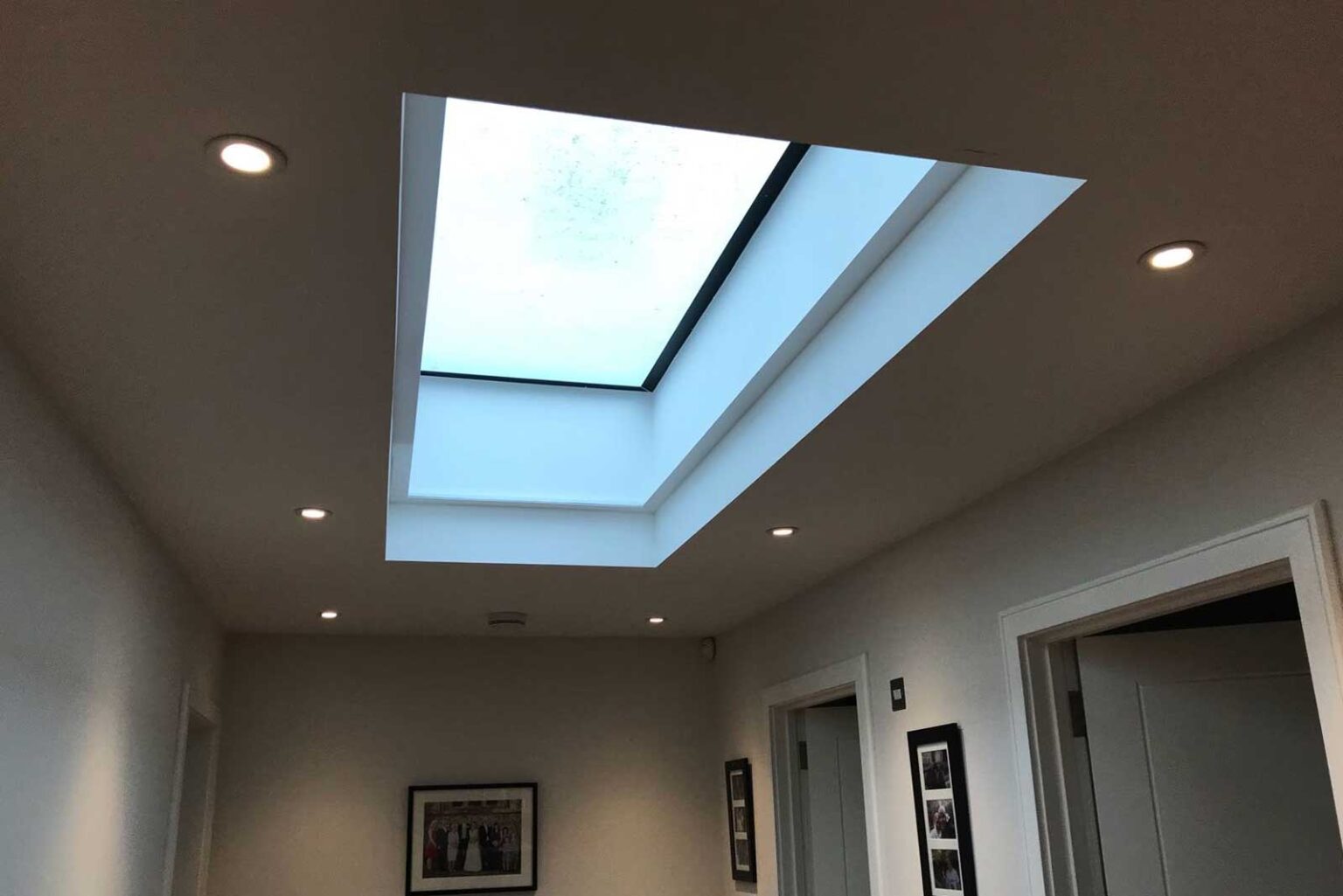 Electric Blinds for Flat Roof Skylight 1200x2500mm - Saris-Extensions.co.uk